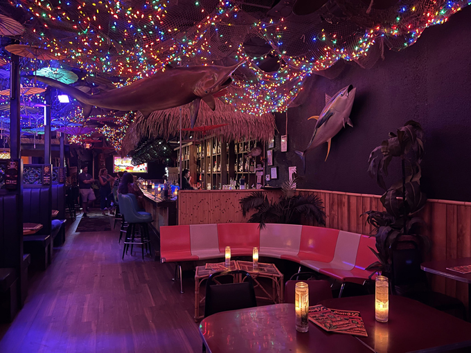 Mutiny Bar 7