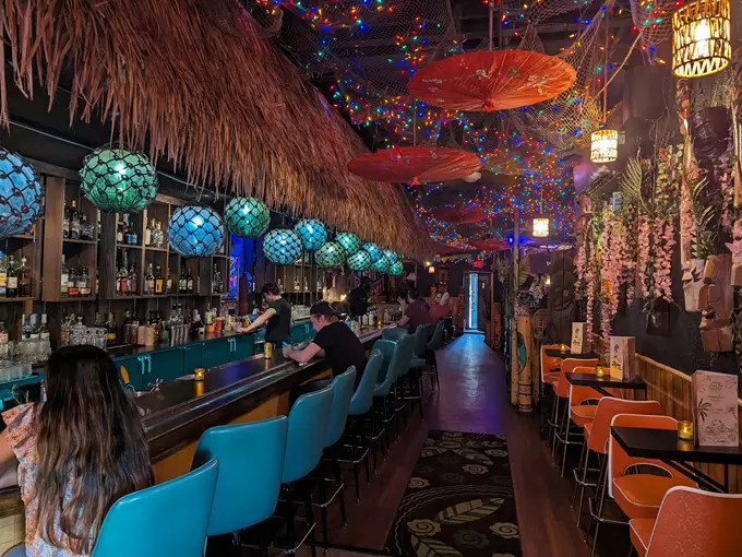 Mutiny Bar 9