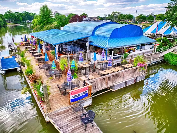 Octopus' Beer Garden 1