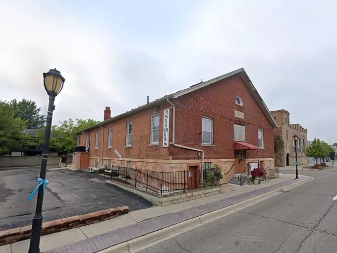 odd fellows antiques 1