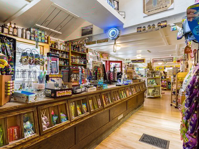 Ottawa Beach General Store 6