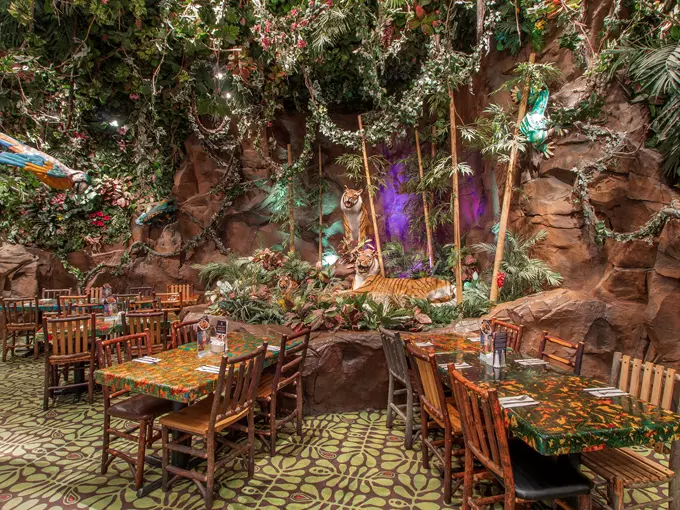 Rainforest Cafe 6