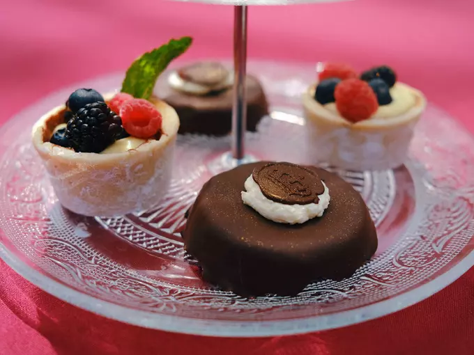 Royal Eagle Fine Dining 5