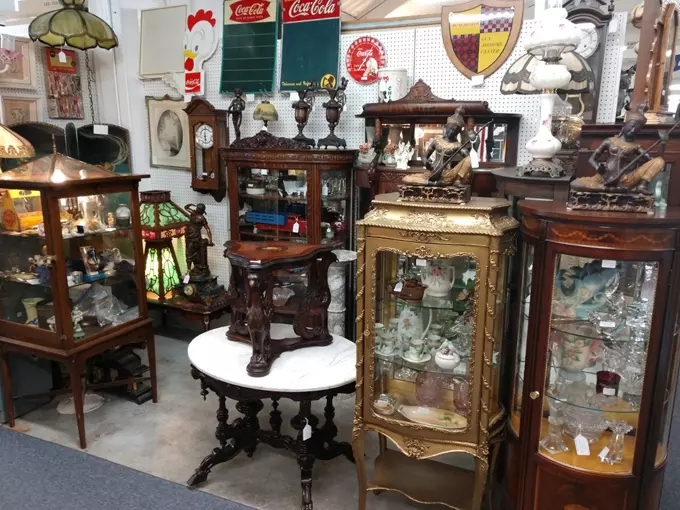 Saugatuck Antique Pavilion 4