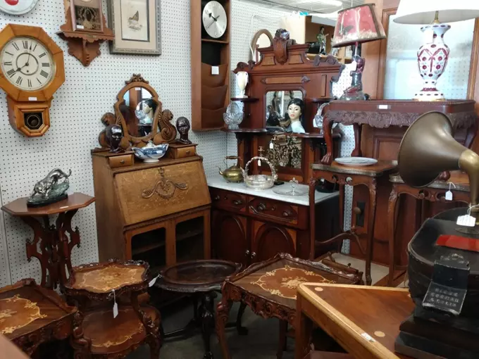 Saugatuck Antique Pavilion 5