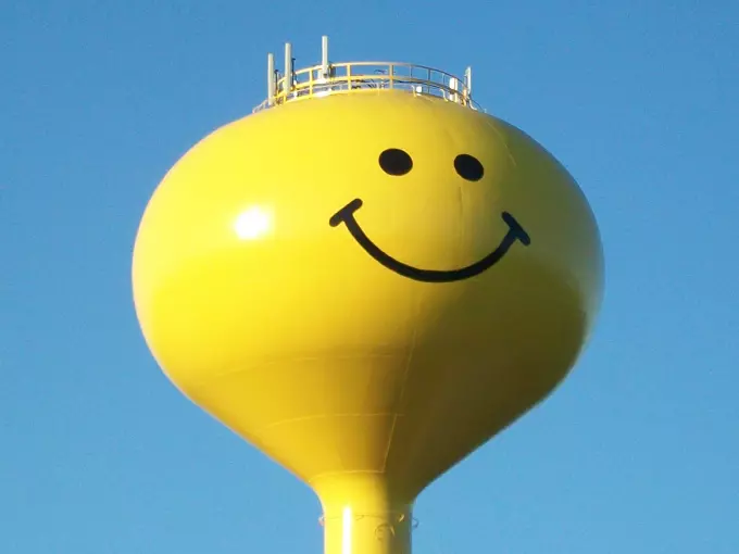 smiley face water tower 2