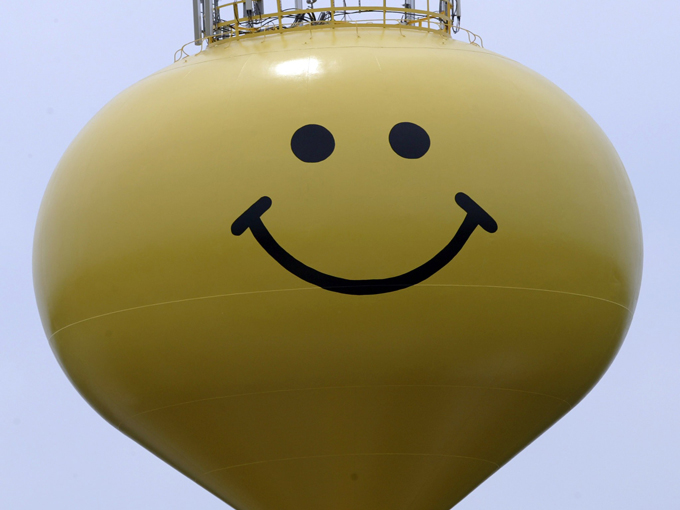 smiley face water tower 5
