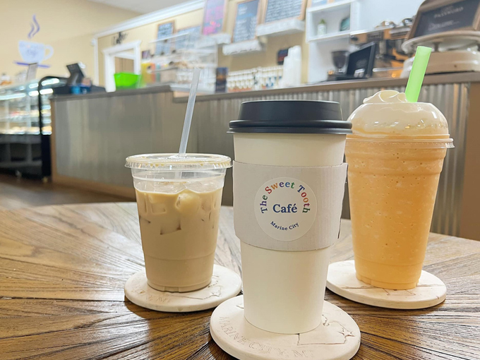 Sweet Tooth & Sweet Tooth Cafe 3