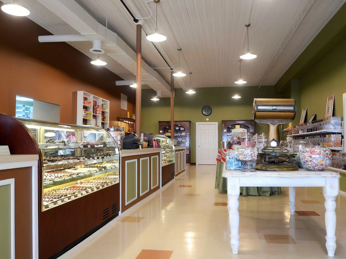 Sweet Tooth & Sweet Tooth Cafe 9