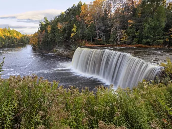 Tahquamenon Falls 2