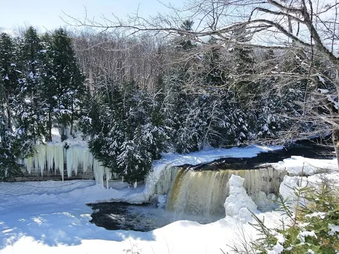 Tahquamenon Falls 6