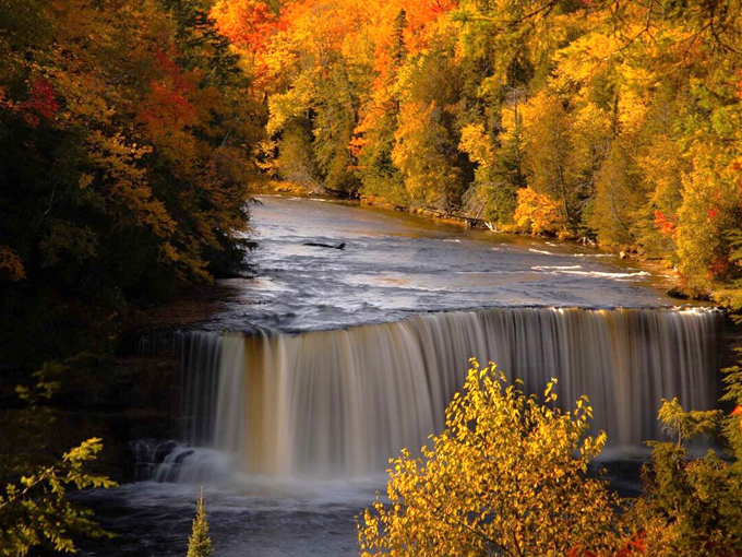 Tahquamenon Falls 9