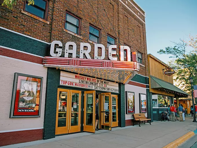 The Garden Theater 1