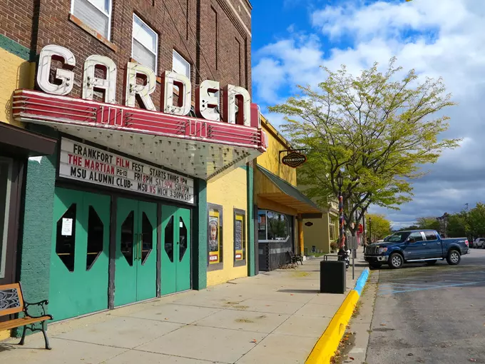 The Garden Theater 8