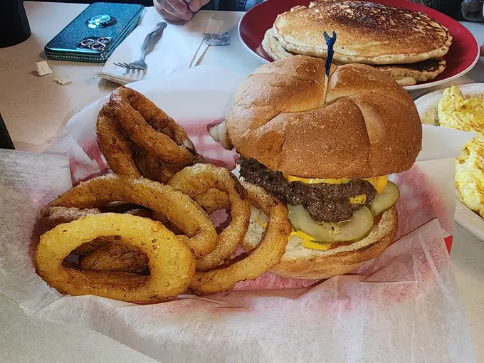 The Whitehouse Restaurant 5