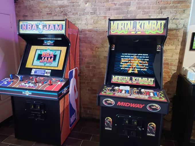Tilted Arcade Bar 8
