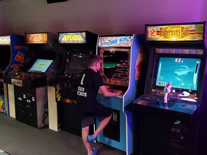 Tilted Arcade Bar 9