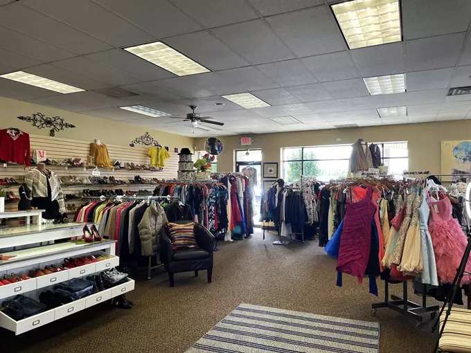 Trouve Boutique Resale 3