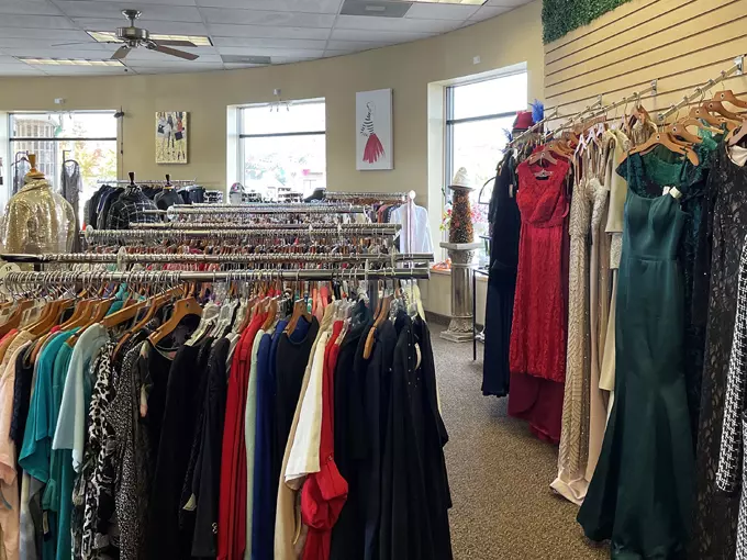 Trouve Boutique Resale 9