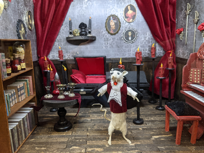 Wacky Taxidermy and Miniatures Museum 4