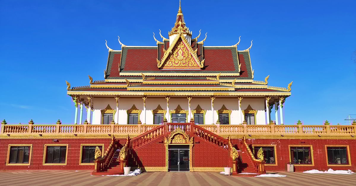 The Largest Buddhist Temple In North America Is Hiding In Minnesota ...