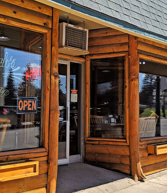 log cabin cafe michigan ftr