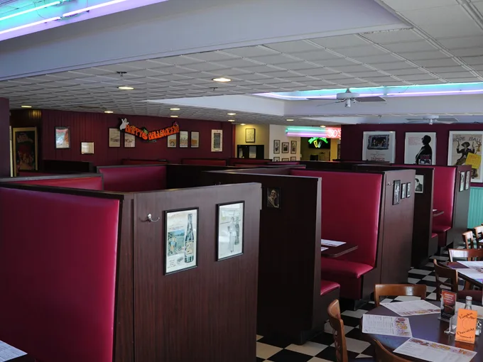 50's Grill 8