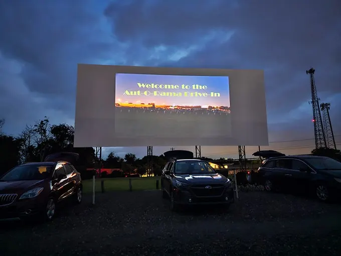 Aut-O-Rama Twin Drive-In 2