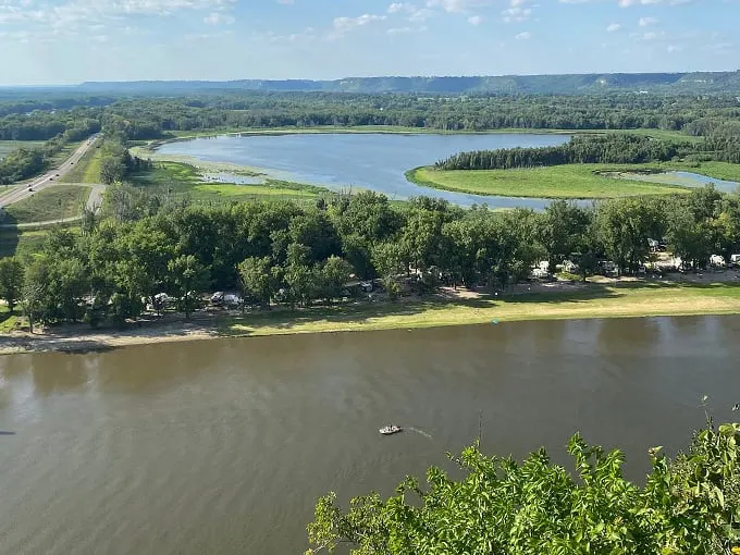 Barn Bluff Trail 4