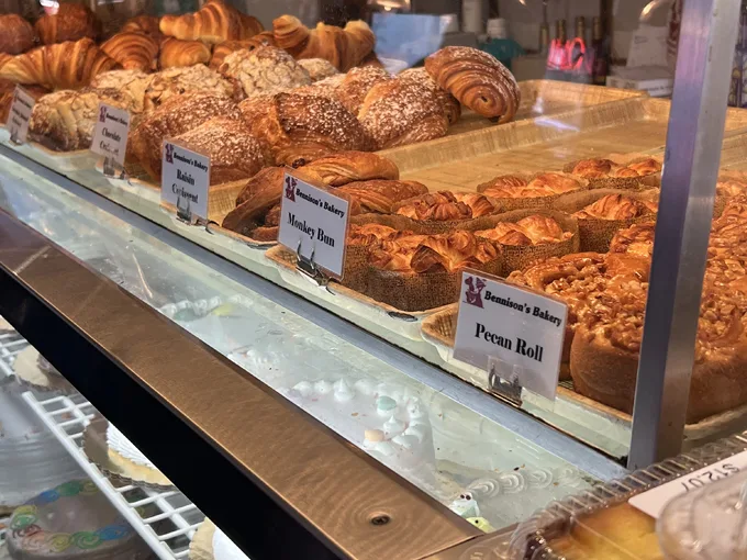Bennison's Bakery 7