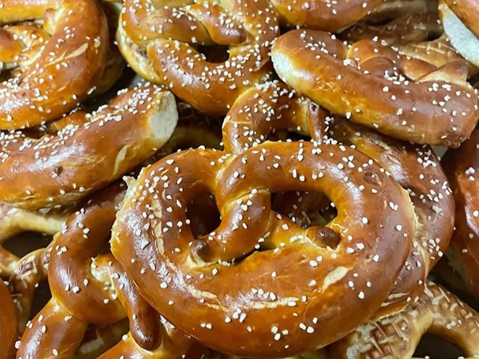 Benny's Bakery 3