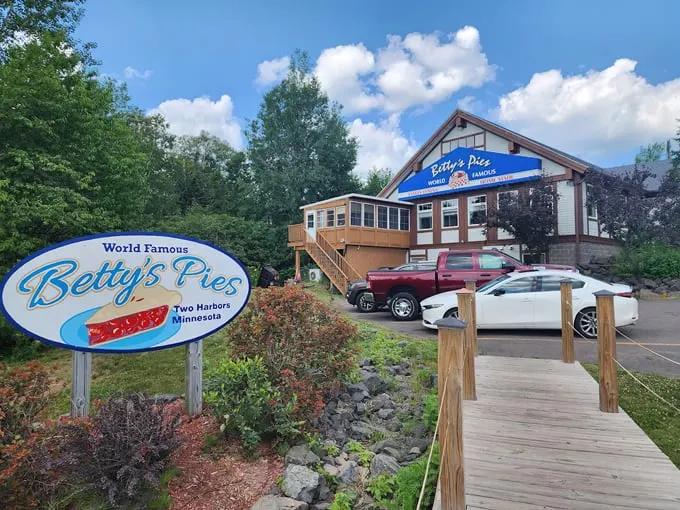 Betty’s Pies 1