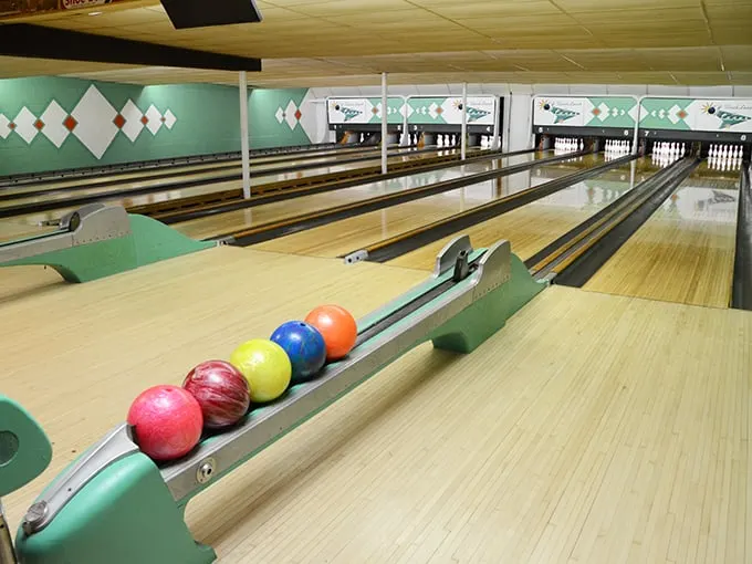 Black Earth Lanes 2