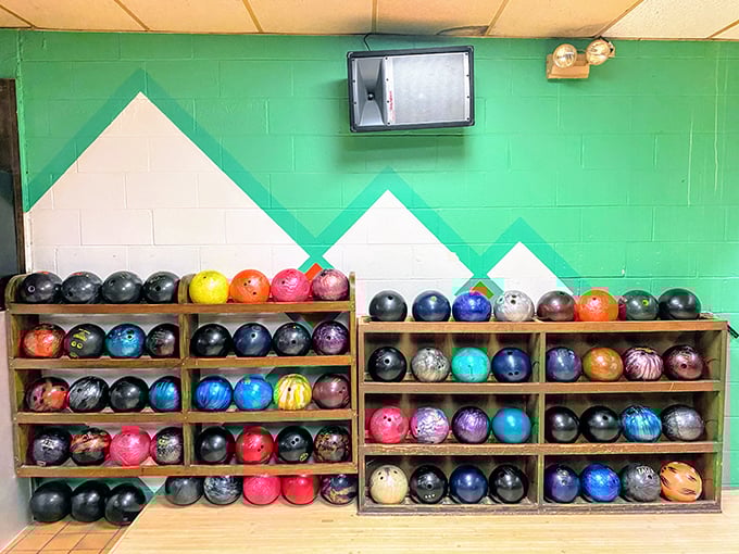 Black Earth Lanes 9