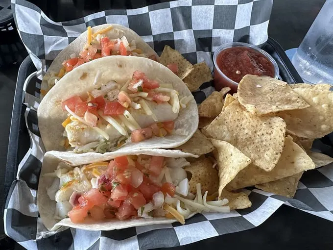Cabana Blue Lakefront Sports Bar & Grill 4