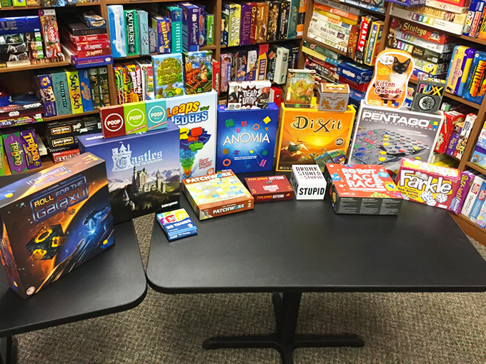 Card Table Republic 4