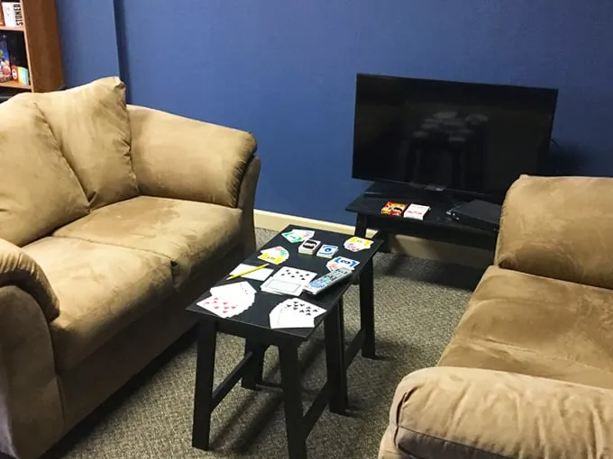 Card Table Republic 7