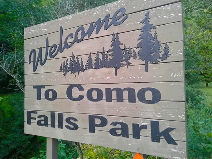 Como Falls Park 2