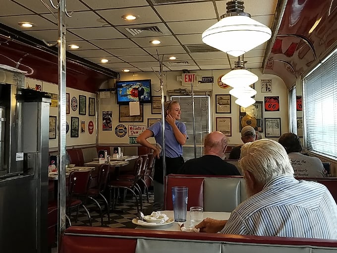 cruisers diner 6