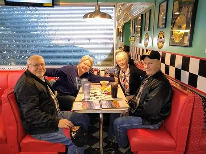 cruisers diner 8