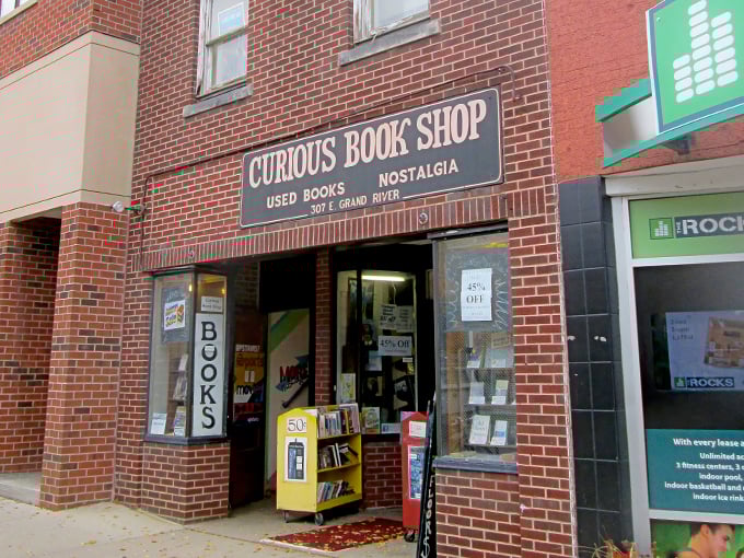 Curious Book Shop 1