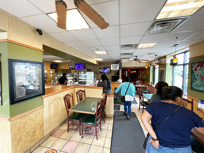 Daddy’s Soul Food & Grille 6