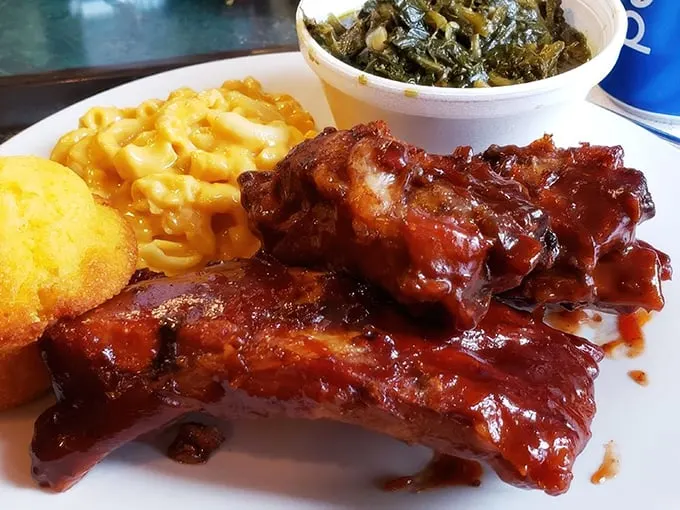 Daddy’s Soul Food & Grille 7