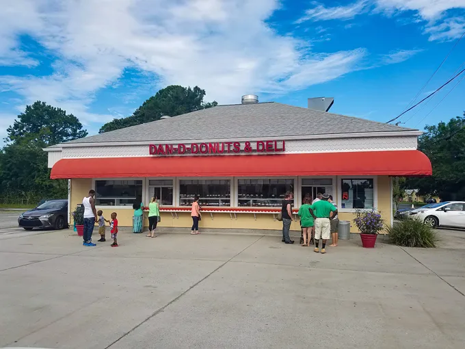 Dan-D-Donuts and Deli 1