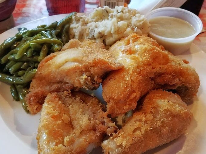 Dell Rhea's Chicken Basket 4