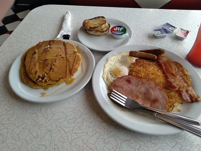 denny's diner 4