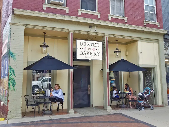 Dexter Bakery 1