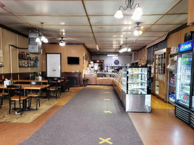 Dexter Bakery 2