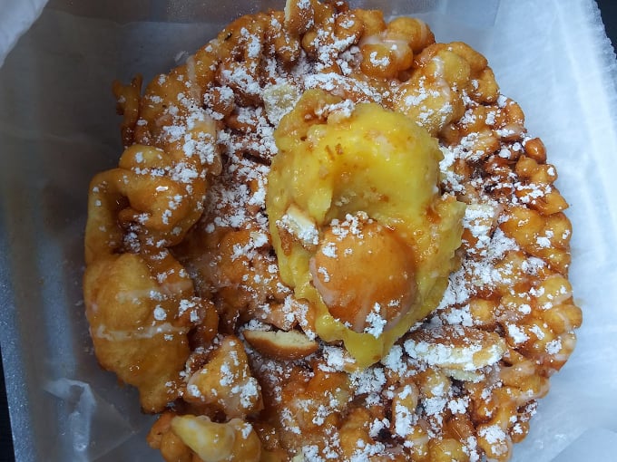 Dumboes Elephant Ears and Funnel Cakes 7