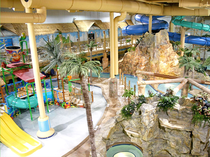 Edgewater Hotel and Waterpark 1